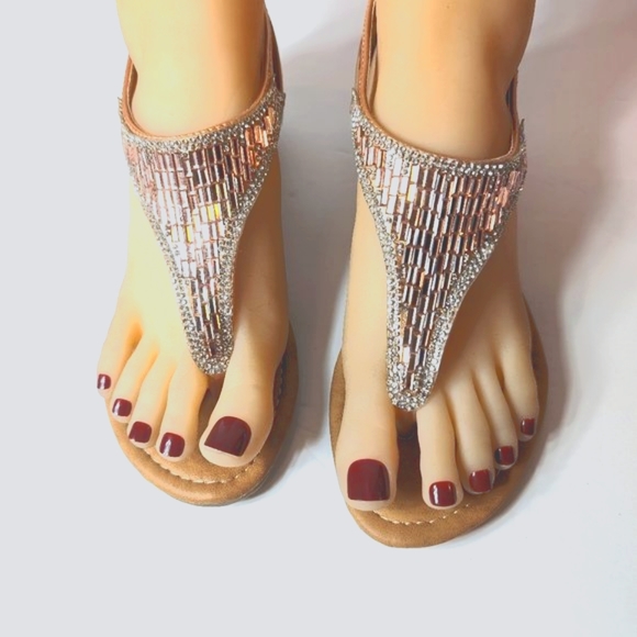 Easy USA | Shoes | Easy Usa Rose Gold Thong Style Closed Back Sandals ...